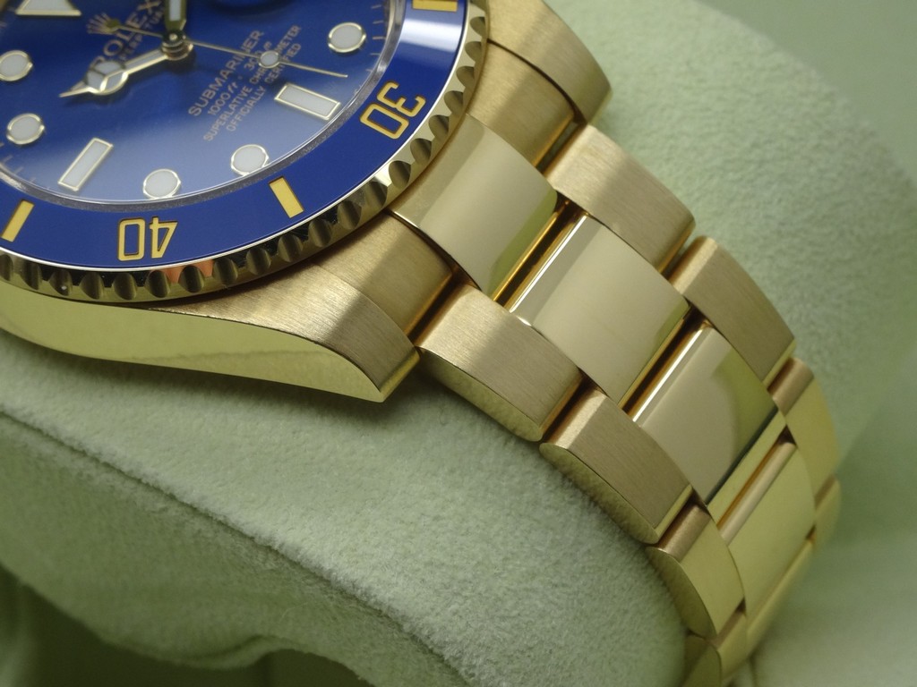 FSOT: Rolex Submariner 116618 18K Yellow Gold SUNBURST BLUE DIAL LNIB ...